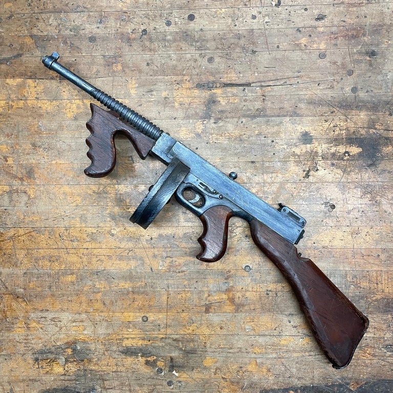 gangster tommy gun prop