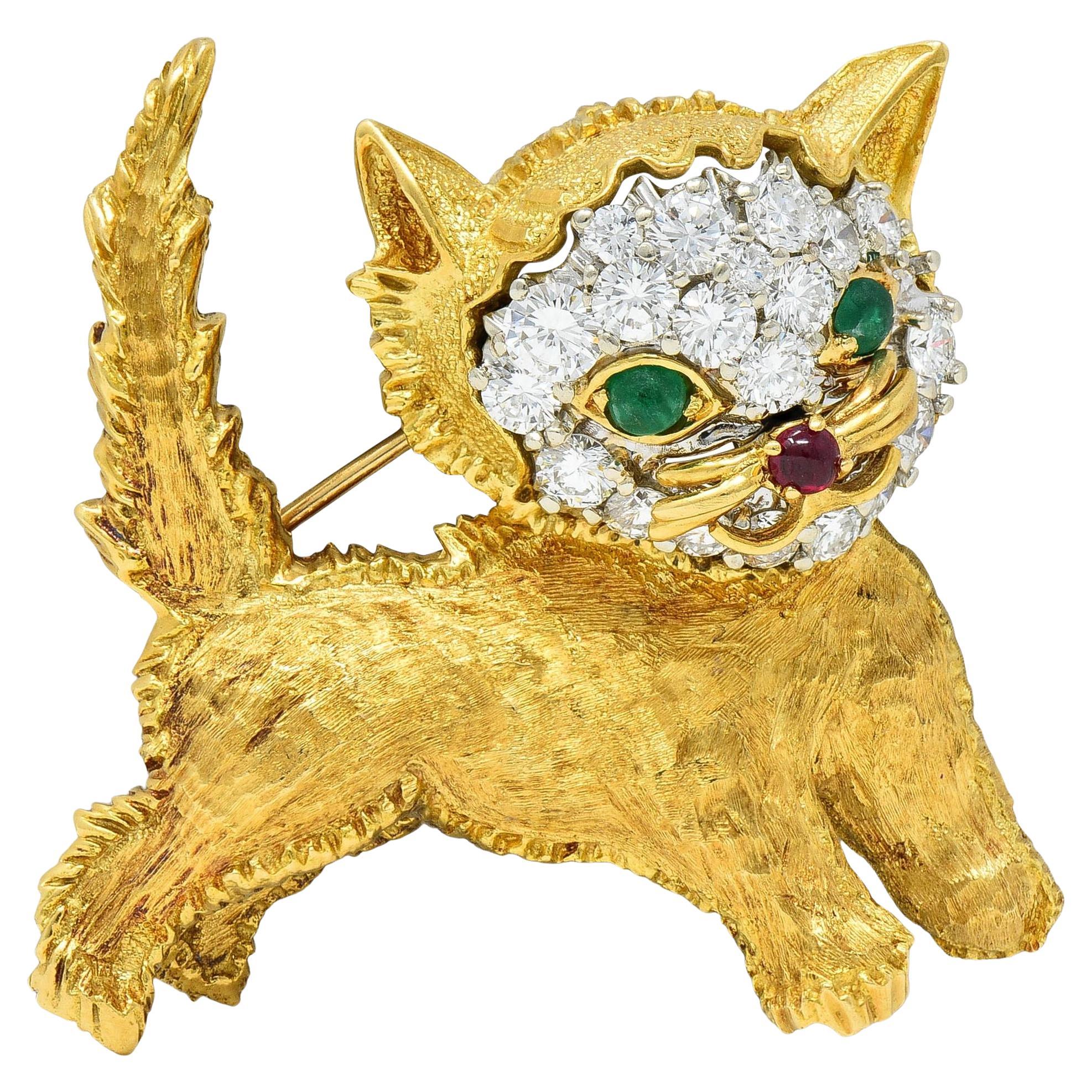 Kutchinsky 18 Carat Gold Diamond Emerald Cat Brooch at 1stDibs