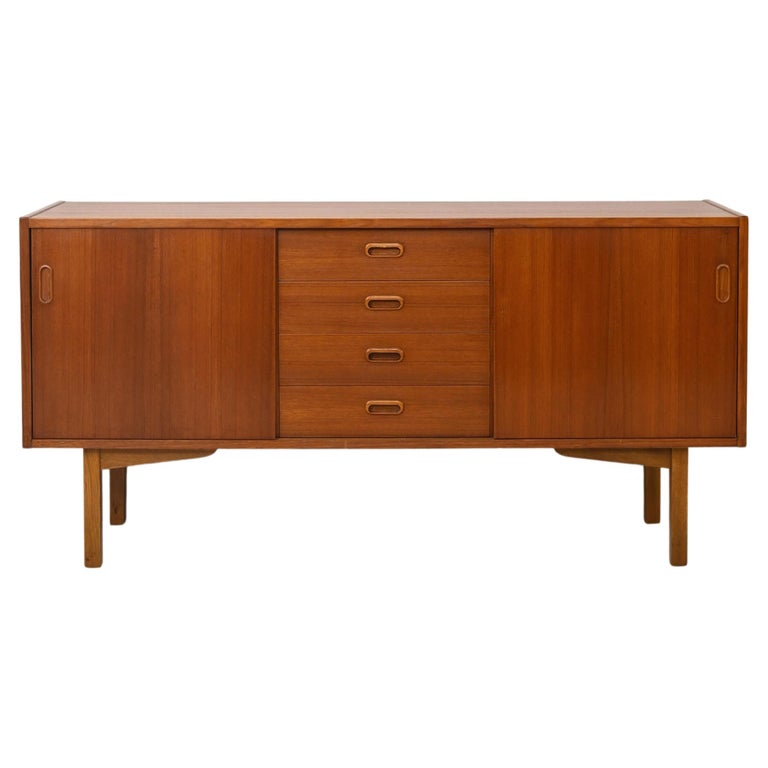 Vintage 1960s teak sideboard For Sale at 1stDibs