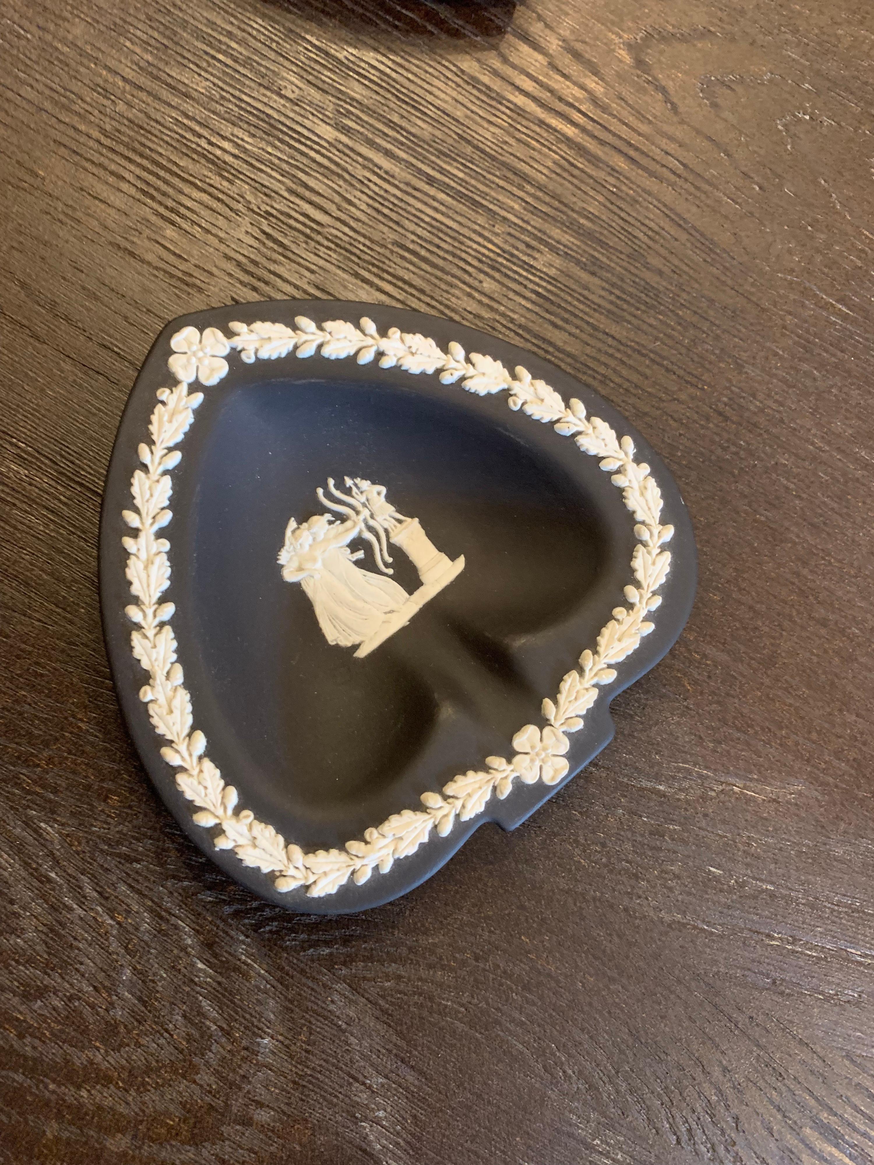 Vintage 1960s Wedgewood Jasperware Bridge Set Cream on Black For Sale ...