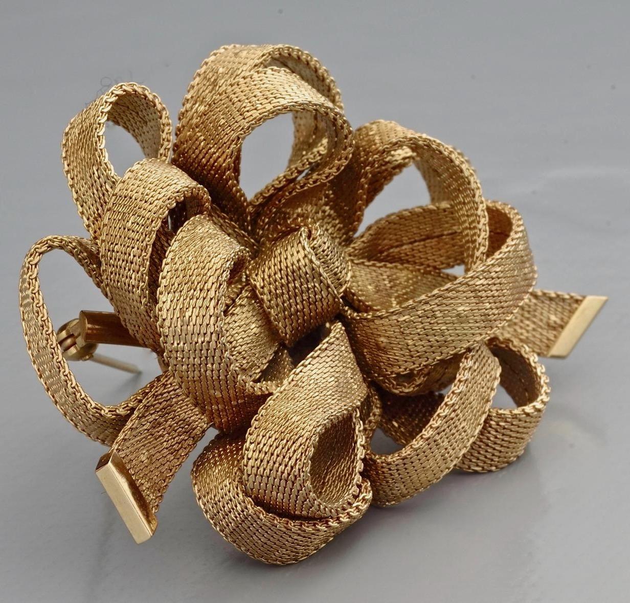 Vintage 1964 CHRISTIAN DIOR Mesh Ribbon Brooch at 1stDibs | christian ...