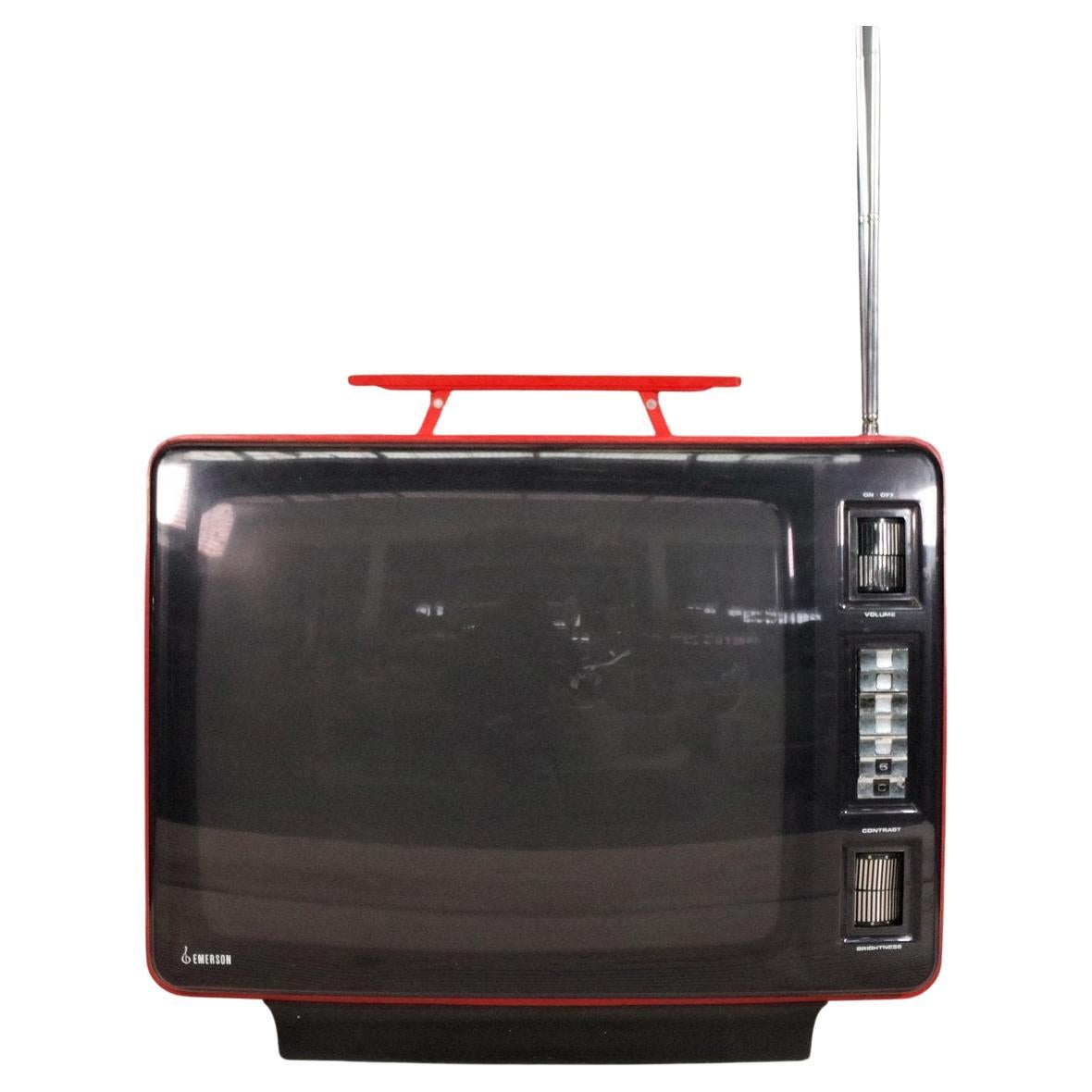 Vintage White TV, 1970s - Retro and Iconic Design For Sale at 1stDibs