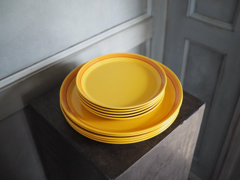 Vintage 1970s Mid Centry Modern Dinner Plate Set of 5 For Sale at 1stDibs
