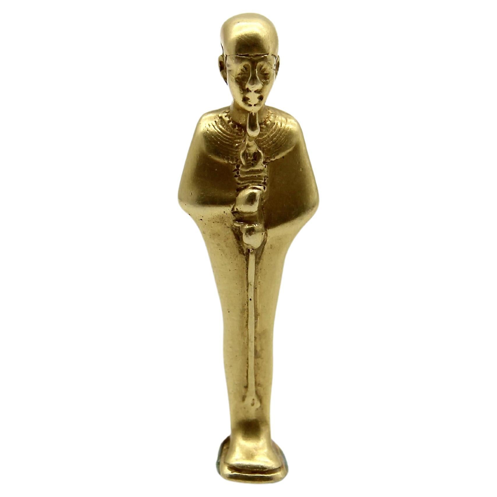 Vintage 1976 MMA King Tut 18K Gold Wadjet Pendant For Sale at 1stDibs