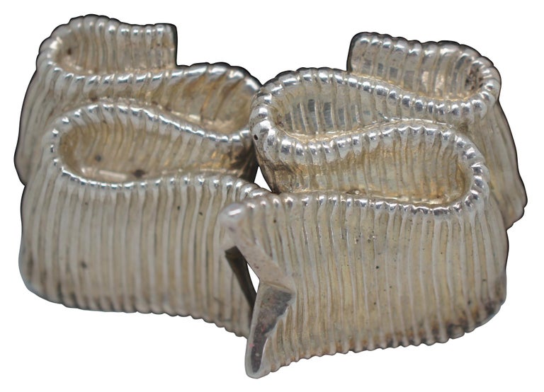 Vintage 1980s Angela Cummings Sterling Silver Ribbon Omega Clip on ...