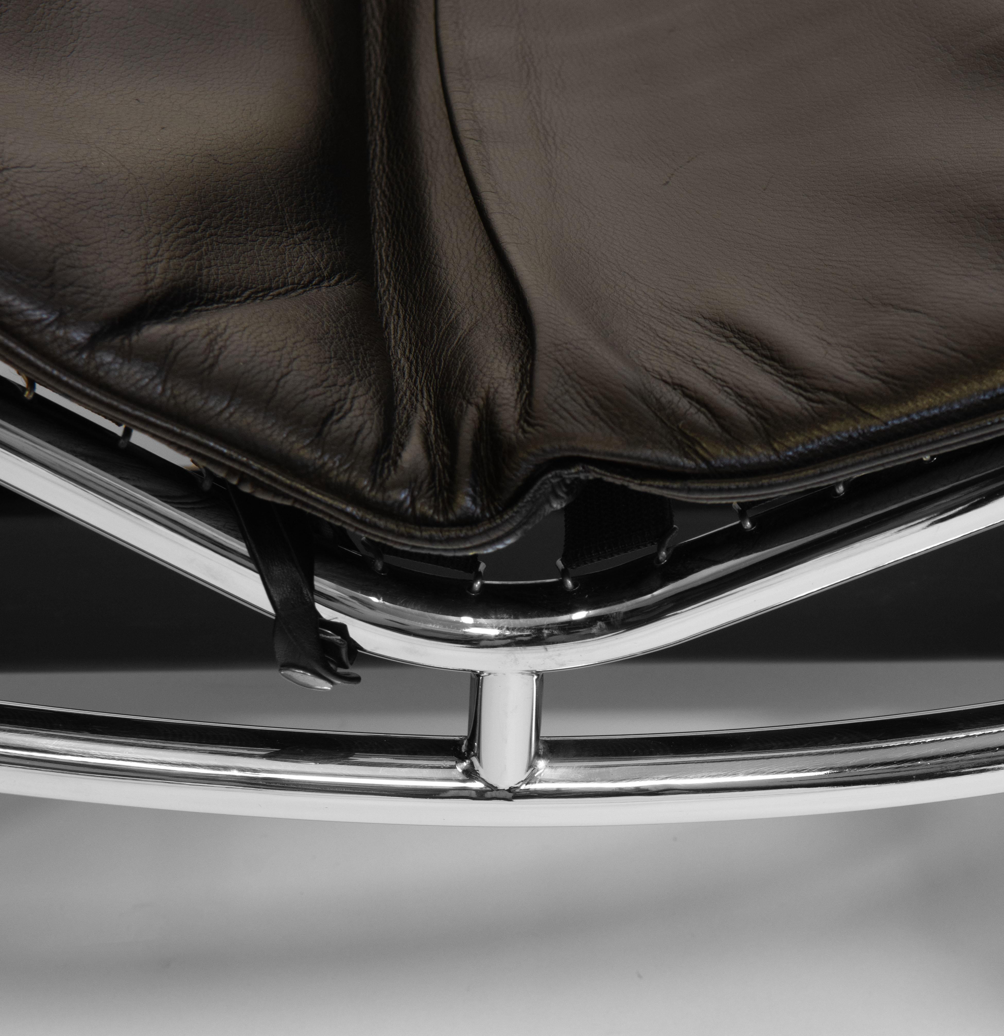 Vintage 1980s LC4 Leather and Chrome Le Corbusier Style Chaise Lounge ...