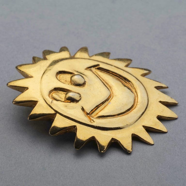 Vintage 1987 BILLY BOY Surreal Smiley Sun Face Brooch For Sale at 1stDibs