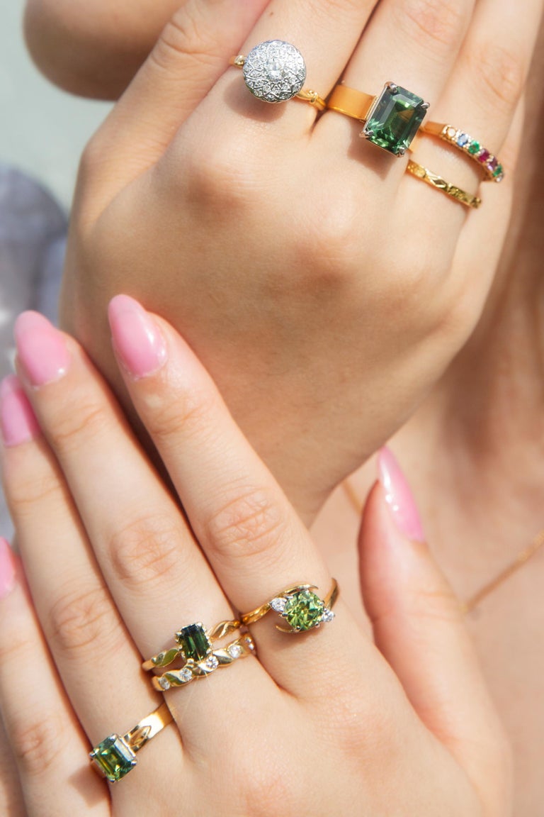 Vintage 1990s 18 Carat Yellow Gold Wave Style Bar Set Diamond Eternity ...