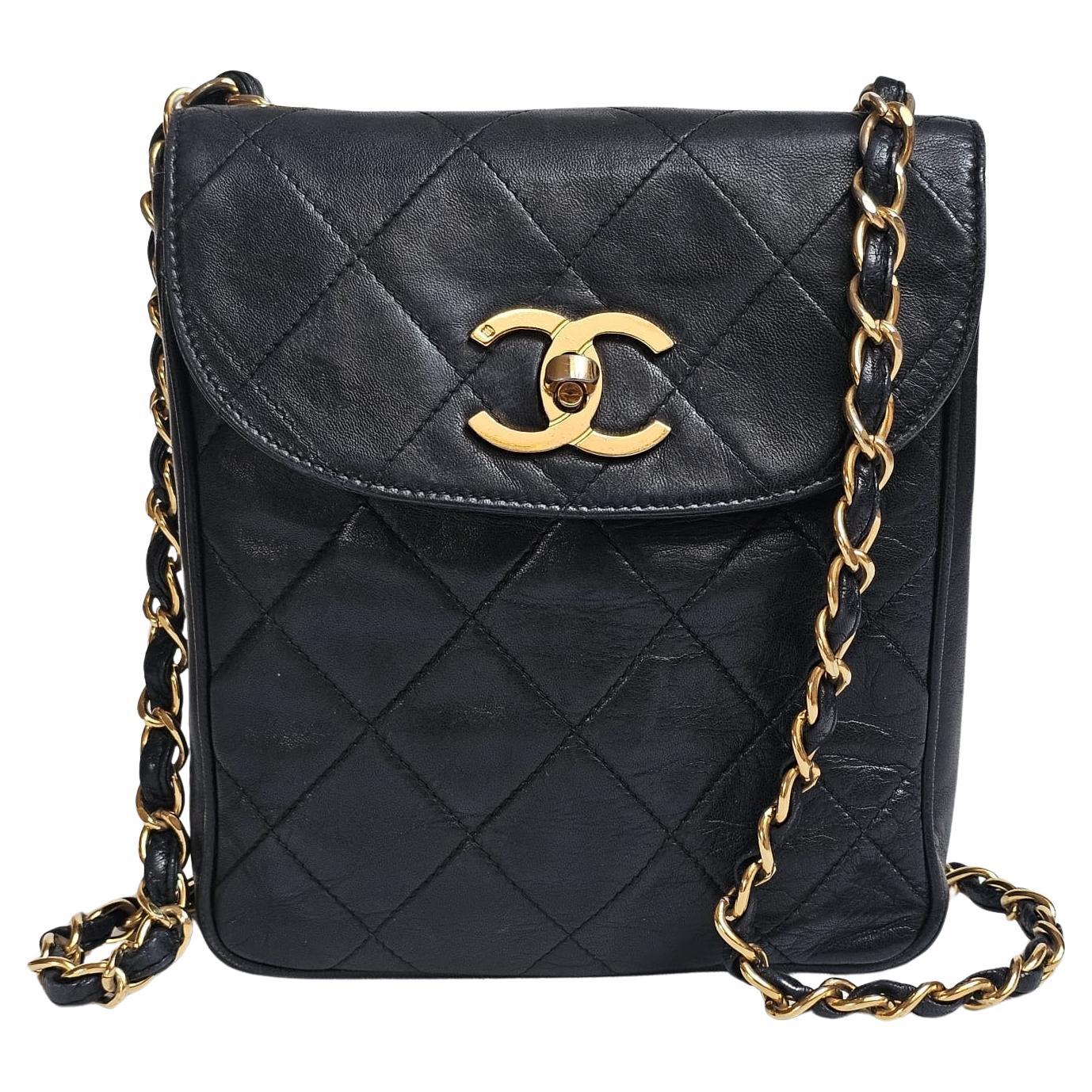 Vintage 1990s Chanel Black Lambskin Quilted Crossbody Bag For Sale at ...