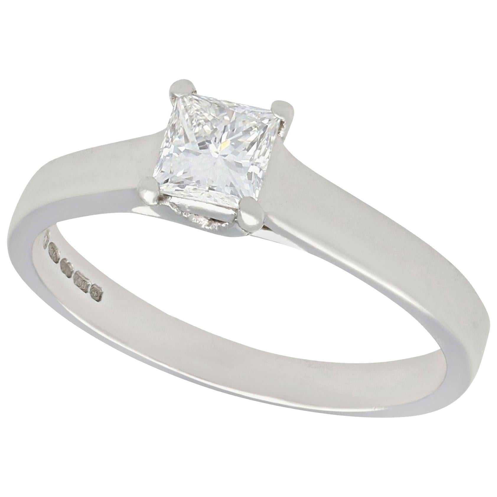 Diamond and White Gold Solitaire Ring For Sale at 1stDibs