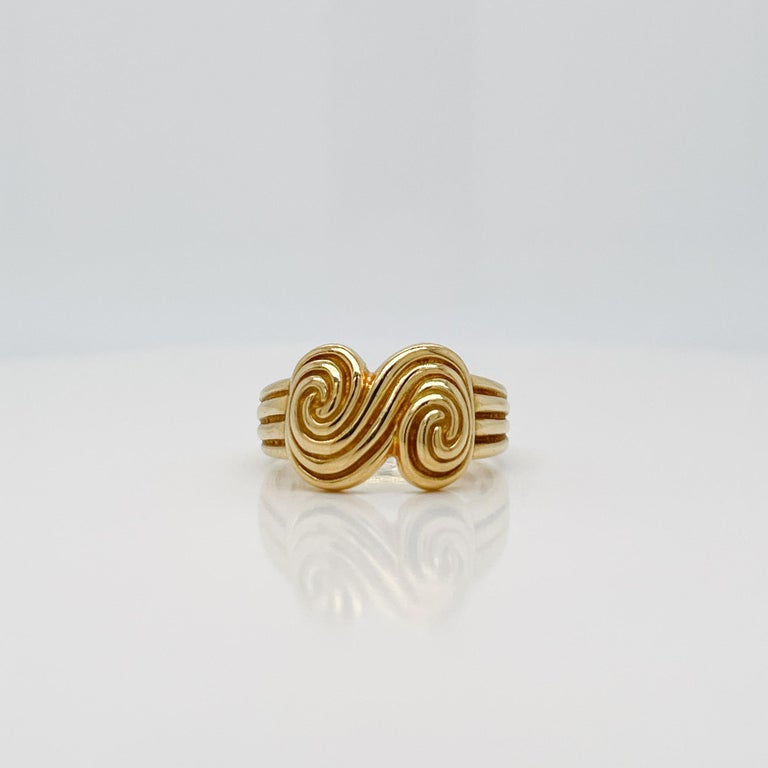 Vintage 1990s Tiffany and Co. 18 Karat Gold 'Spiro Swirl' Ring Size 6 ...