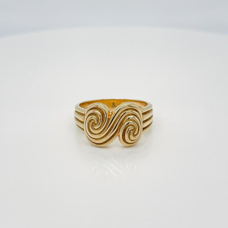 Vintage 1990s Tiffany and Co. 18 Karat Gold 'Spiro Swirl' Ring Size 6 ...