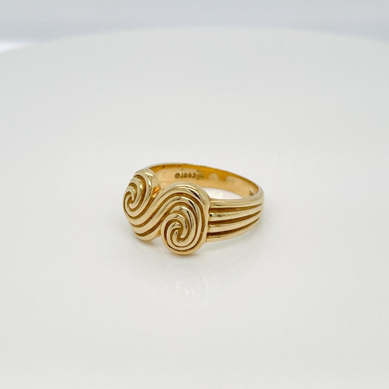 Vintage 1990s Tiffany and Co. 18 Karat Gold 'Spiro Swirl' Ring Size 6 ...