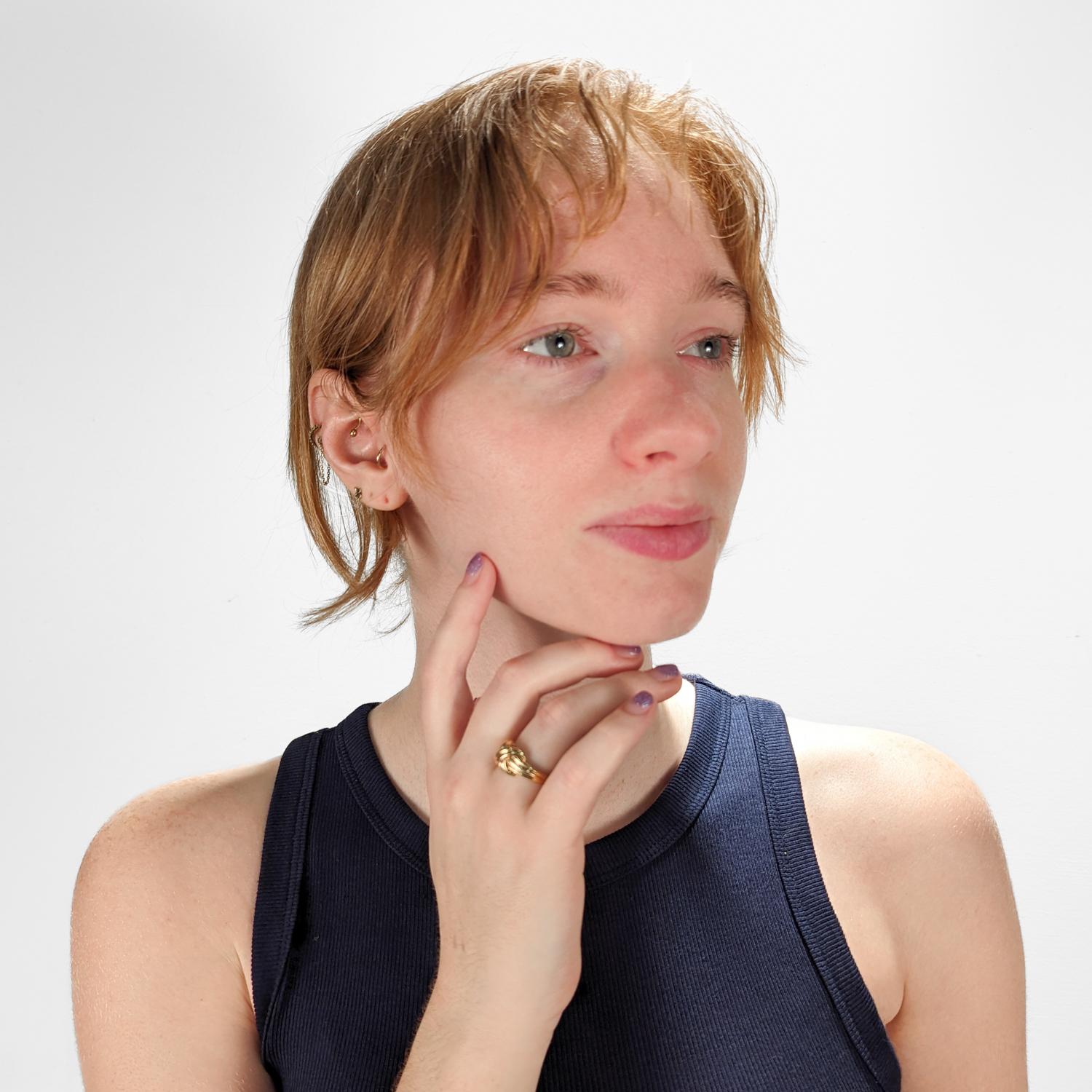 Vintage 1990s Tiffany and Co. 18k Gold 'X' Ring For Sale at 1stDibs