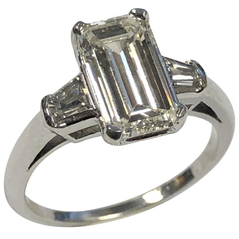 Vintage 2.07 Carat Emerald Cut Step Cut Diamond and Platinum Ring at ...