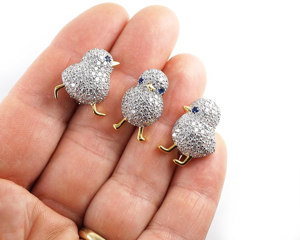 Vintage 3 Bird Chicks Sparkling Crystal Golden Brooch Pins For Sale at 1stDibs