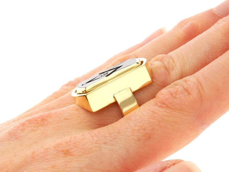 Vintage 3.31ct Agate and Yellow Gold Masonic Ring, Circa 1950 For Sale ...