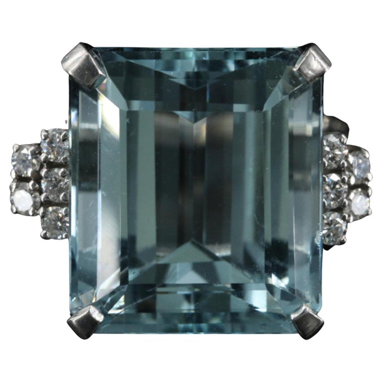 Customizable Vintage 6 Carat 18K Gold Aquamarine and Diamond Statement ...