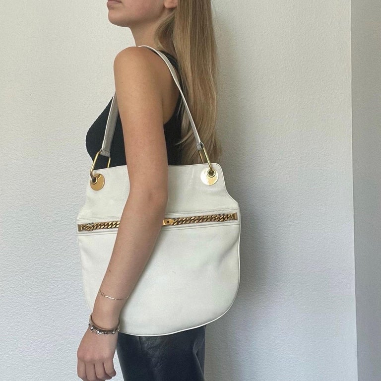 Vintage 80s Gucci GG White Shoulder Bag Crossbody with Gold Belt Chain ...
