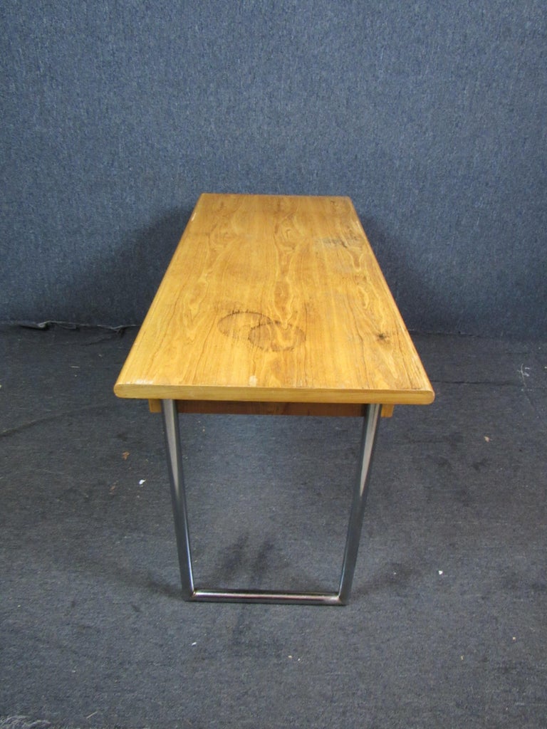 Vintage '80s Maple Writing Desk by Thomasville For Sale at 1stDibs