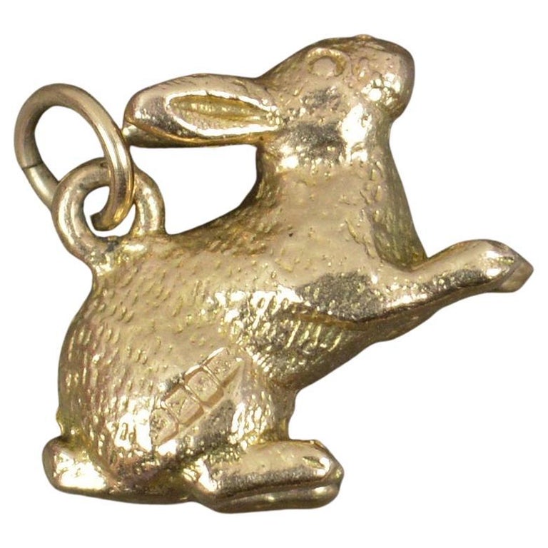 Vintage 9 Carat Gold Rabbit Hare Pendant or Charm For Sale at 1stDibs