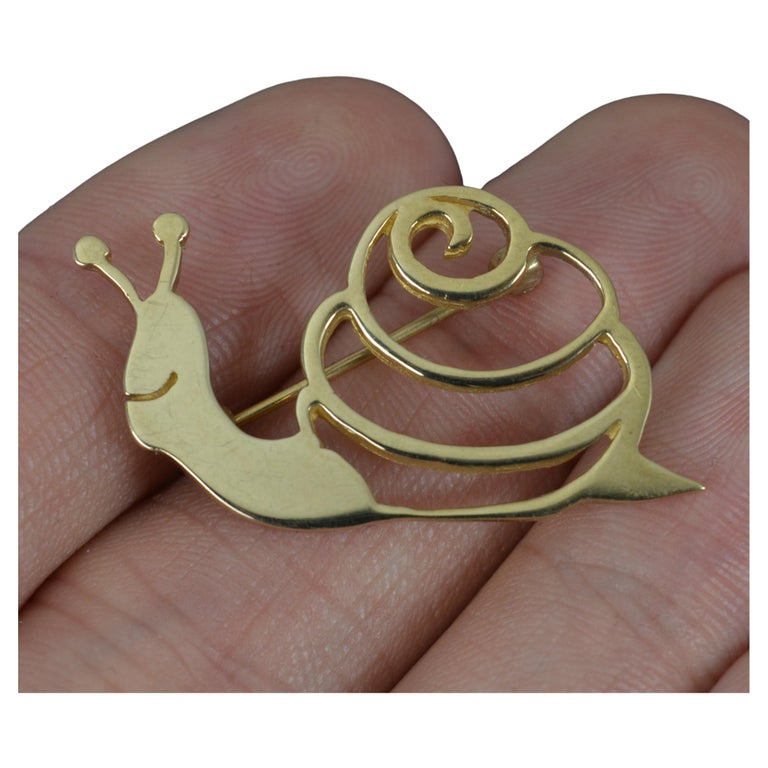 Vintage 9 Carat Gold SNAIL Shaped Brooch For Sale at 1stDibs