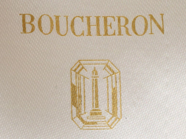 Vintage 1964 Yellow Gold and Ruby Compact by Boucheron For Sale at 1stDibs