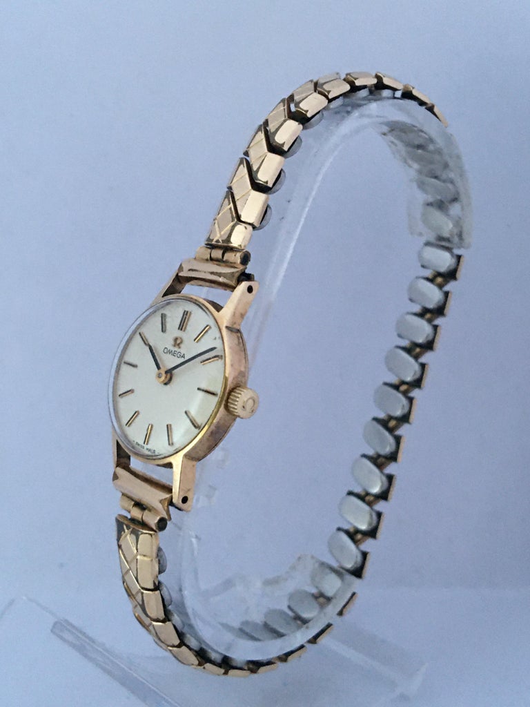Vintage 9 Carat Gold 1960s Omega Ladies Mechanical Wristwatch at 1stDibs