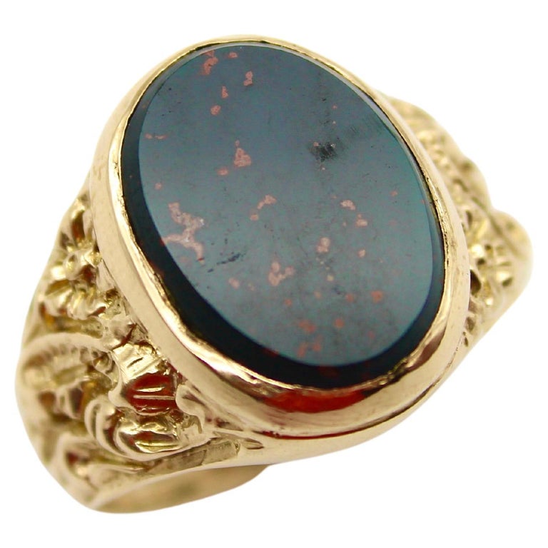 Vintage 9K Gold and Bloodstone Signet Ring at 1stDibs