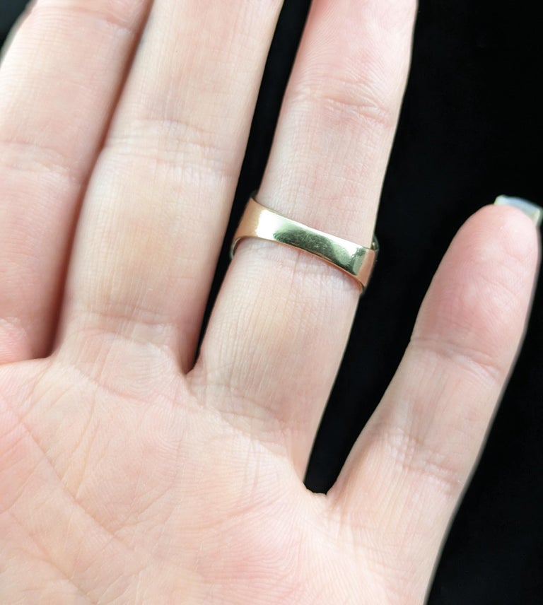 Vintage 9k Yellow Gold Keeper Ring, Chunky For Sale at 1stDibs