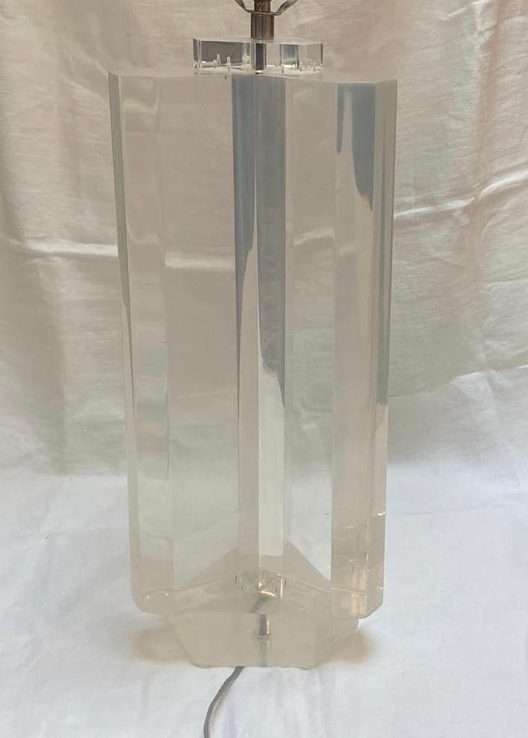 Vintage Acrylic Table Lamp For Sale at 1stDibs