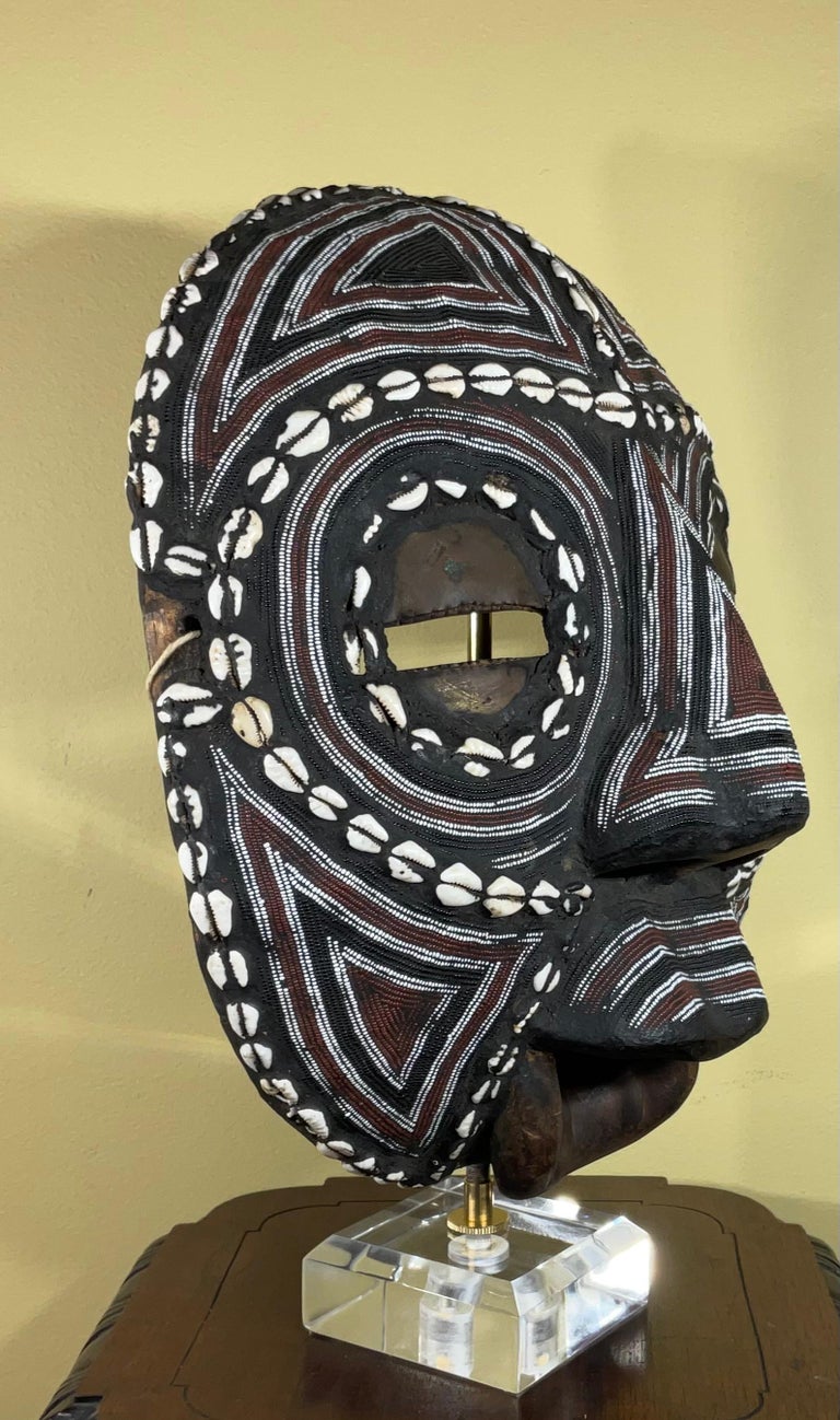 Vintage African Wood and Shell Mask For Sale at 1stDibs