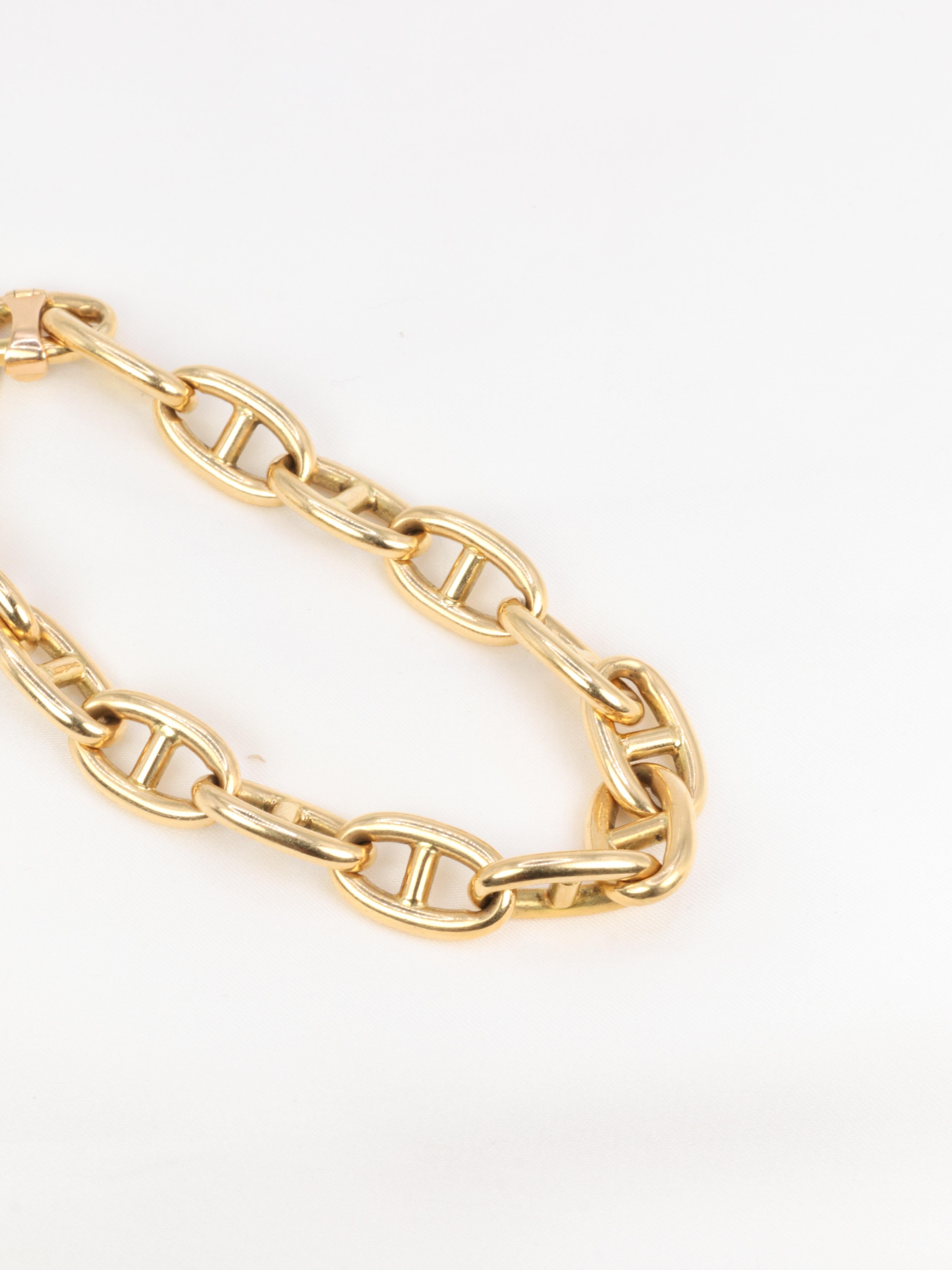 Vintage anchor chain bracelet in yellow gold For Sale at 1stDibs