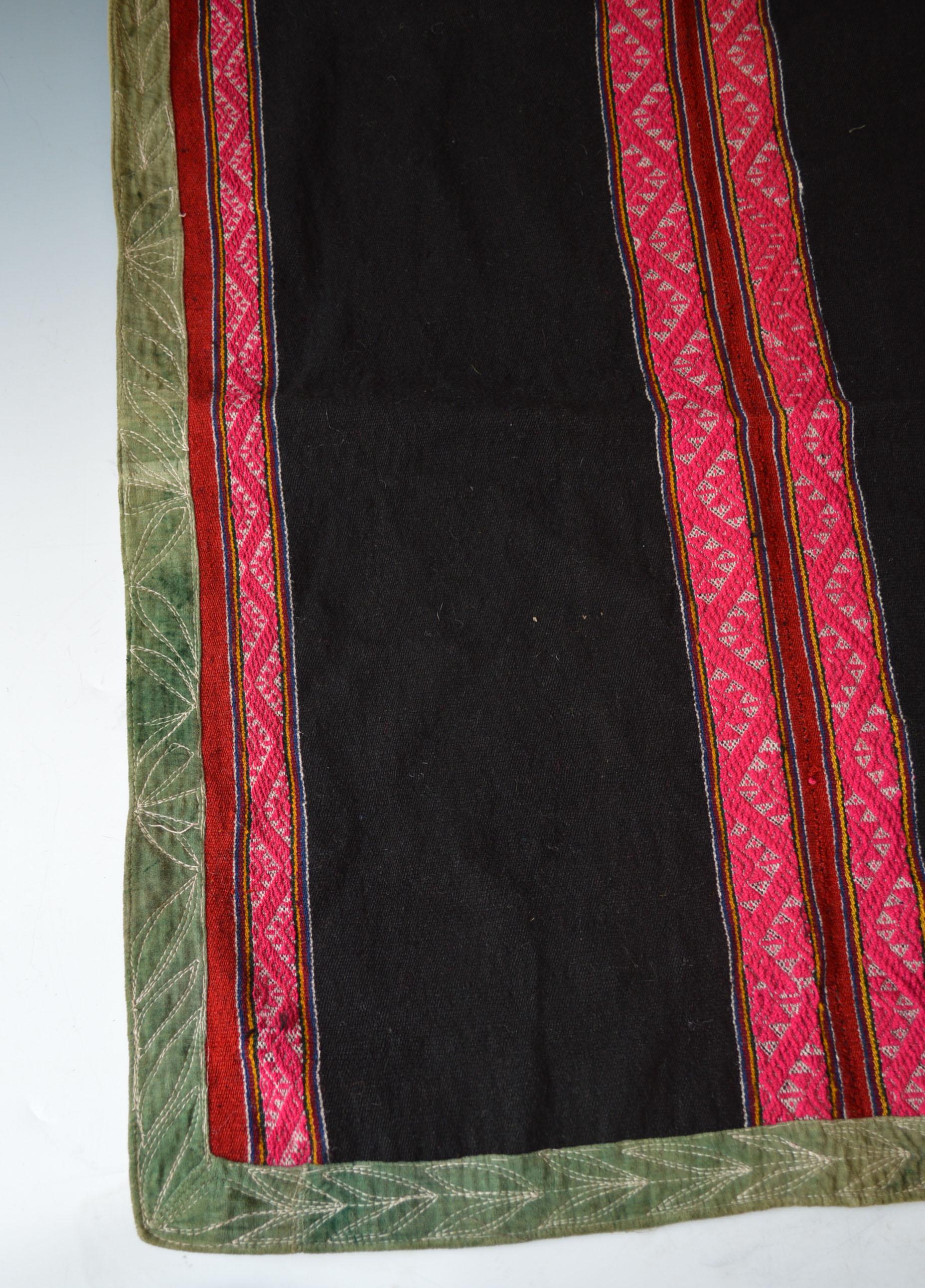 Vintage Andean Peruvian Manta Cloth South American Vintage Textiles For ...