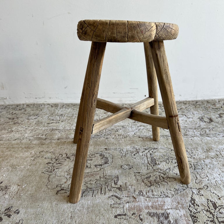 Vintage Antique Clover Shape Elmwood Stool For Sale at 1stDibs