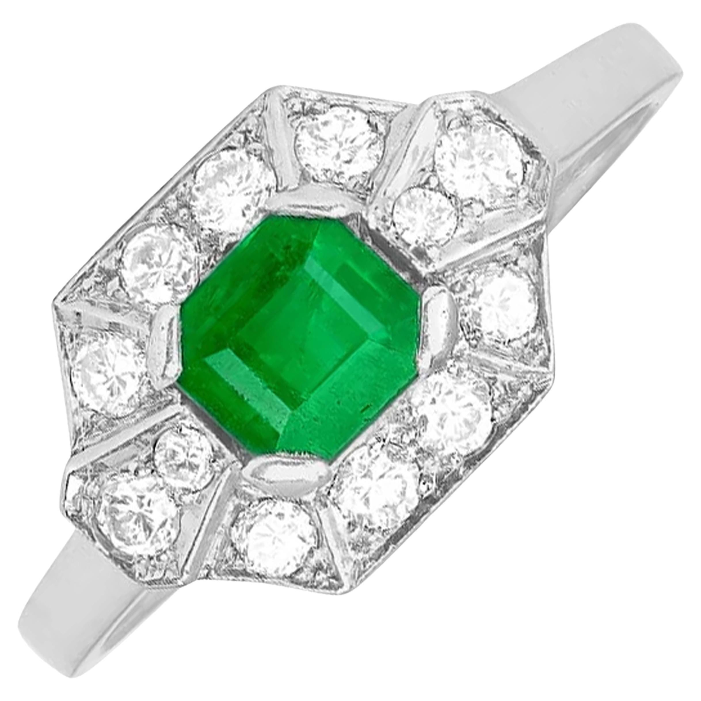3.37ct Diamond Cluster Emerald Ring For Sale at 1stDibs