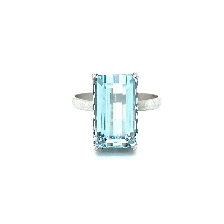 Vintage Aquamarine Solitaire Ring Engagement Ring in 18K White Gold, 6 ...