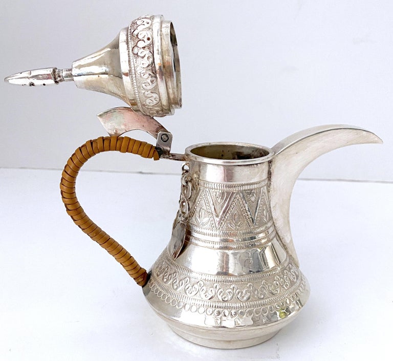 Vintage Arabic /Middle Eastern Silverplated Dallah Coffee Pot For Sale ...