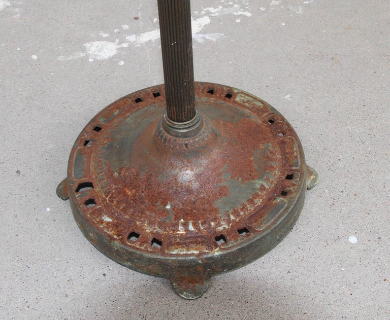 Vintage Art Deco Wolverine Ashtray For Sale at 1stDibs