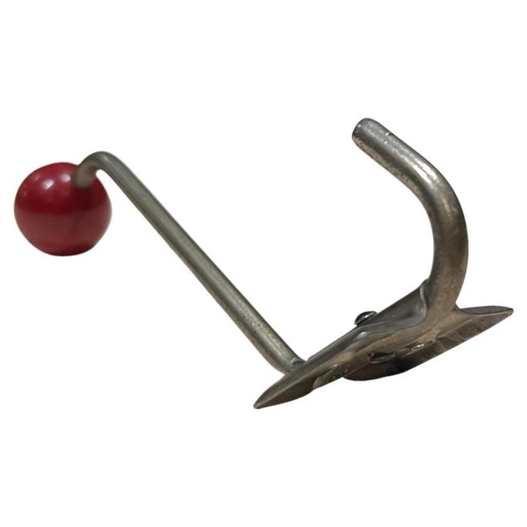 Vintage Atomic Wall Hooks Set with 6 Pieces For Sale at 1stDibs