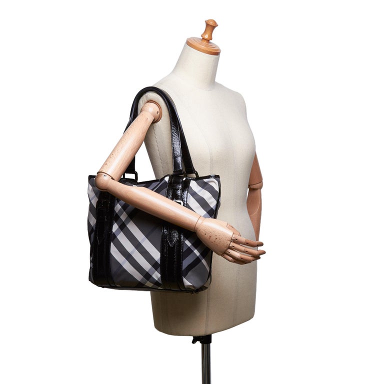 Vintage Authentic Burberry Black Beat Check Victoria Tote United ...