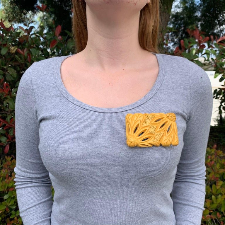 Vintage Bakelite Brooch - One of a Kind For Sale at 1stDibs