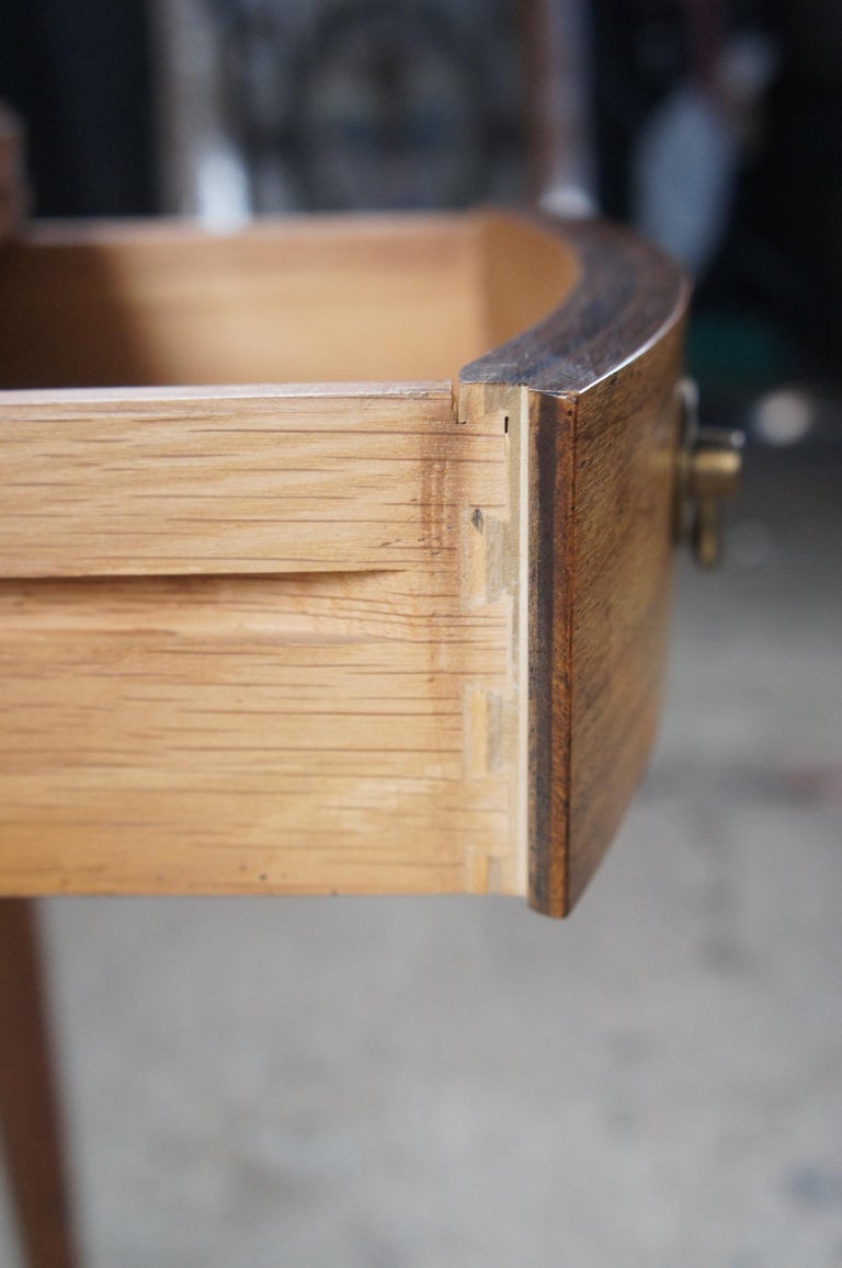 Vintage Baker Neoclassical Style Walnut and Olive Ash Burl Round Accent End Table For Sale at ...