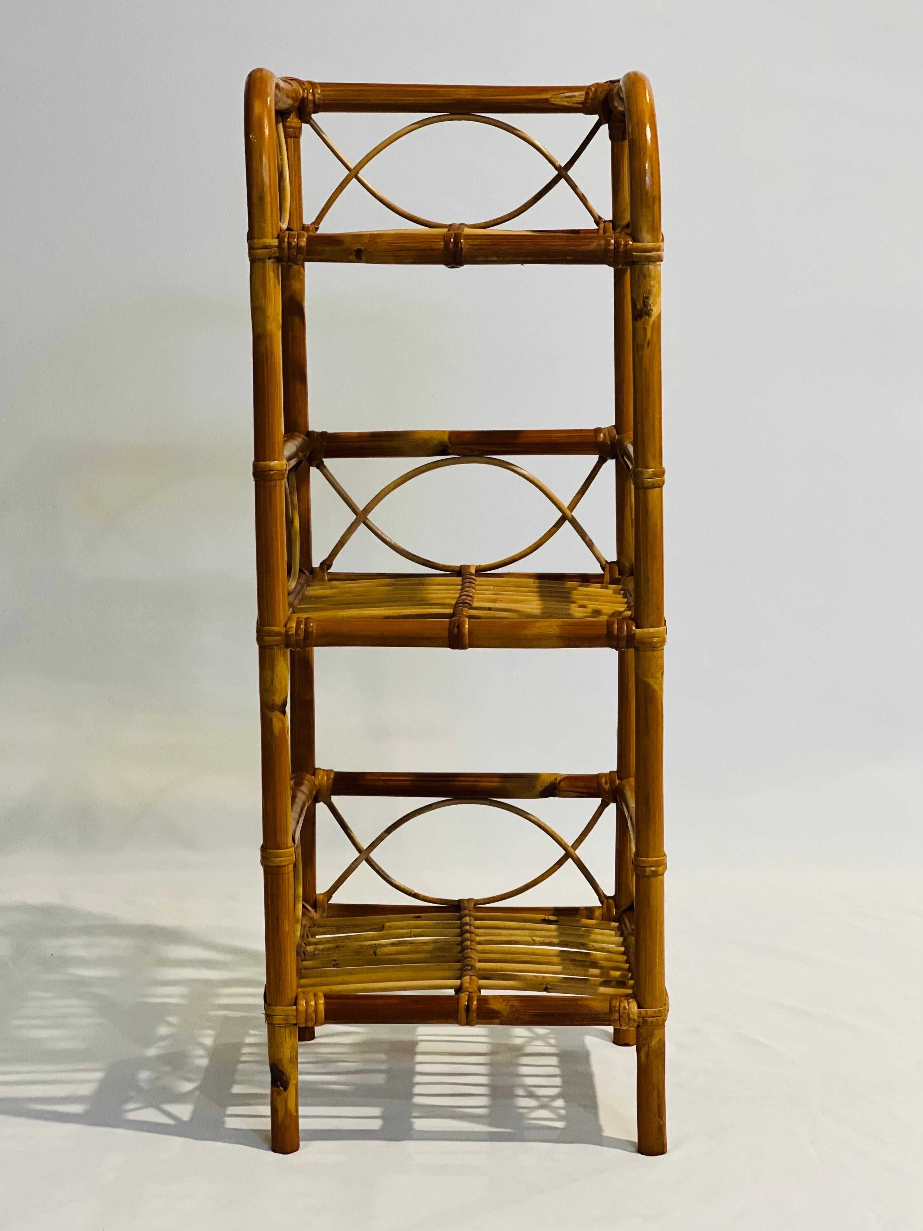 Vintage Bamboo and Rattan Petite Étagère For Sale at 1stDibs