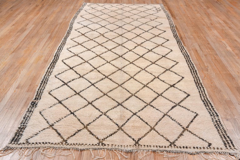 Vintage Beni Ourain Moroccan Carpet For Sale at 1stDibs