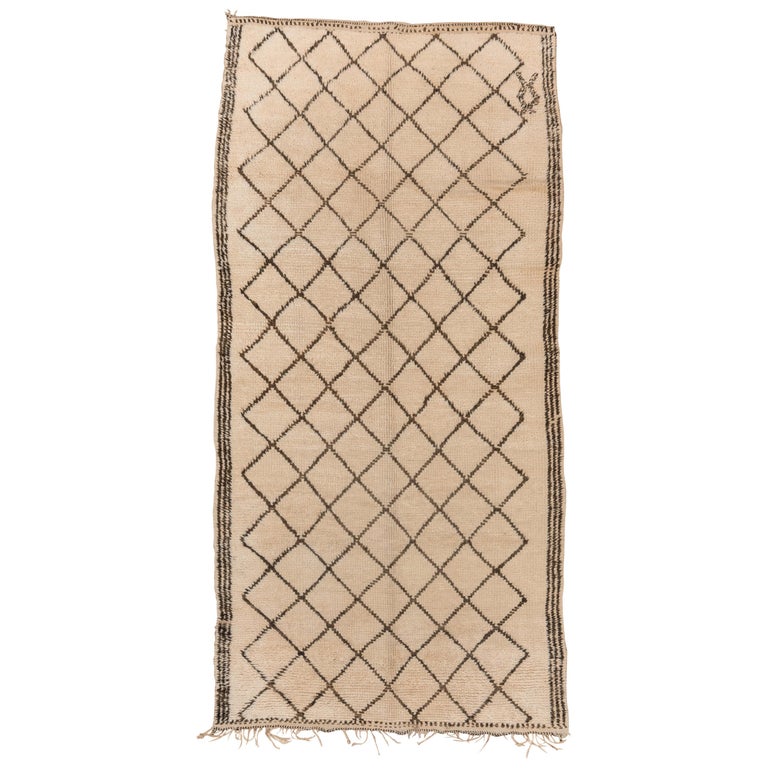 Vintage Beni Ourain Moroccan Carpet For Sale at 1stDibs