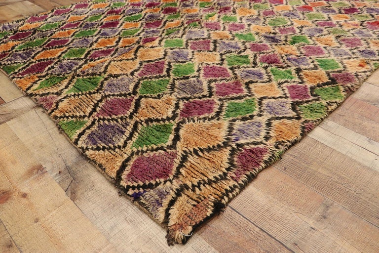 Vintage Berber Moroccan Rug with Bohemian Style For Sale at 1stDibs
