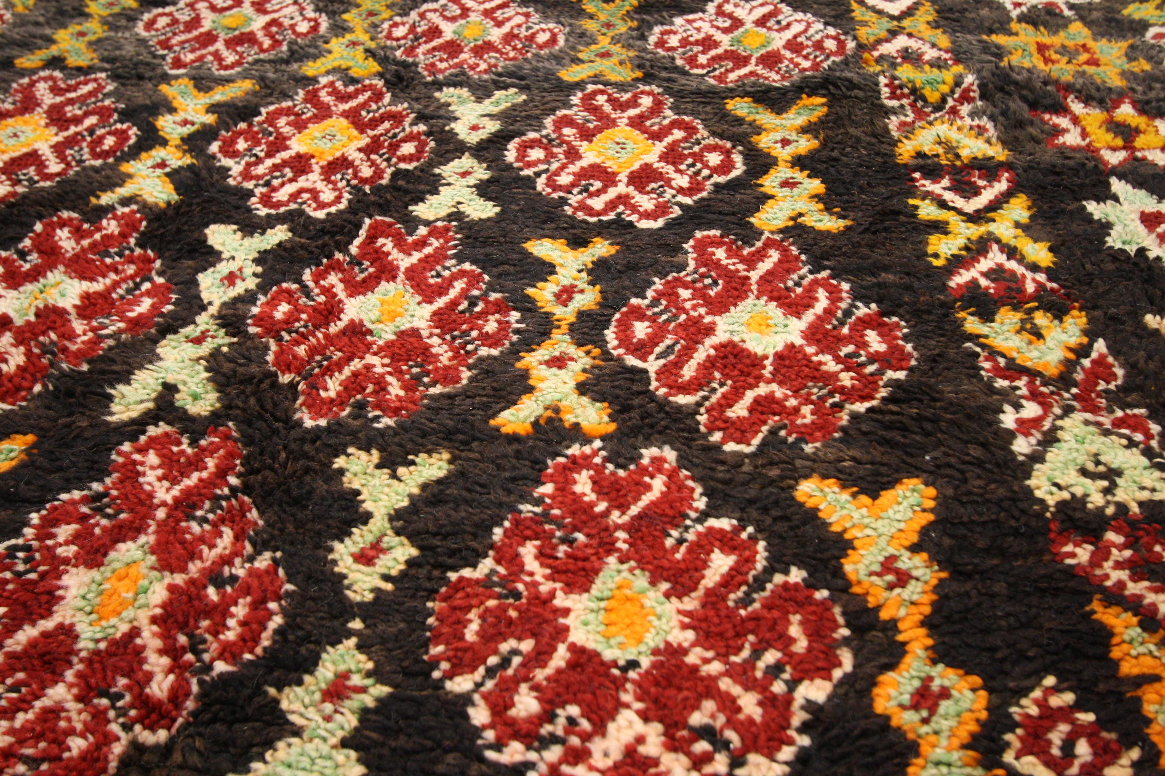 Vintage Berber Moroccan Rug with Tribal Style, Moroccan Berber Carpet ...