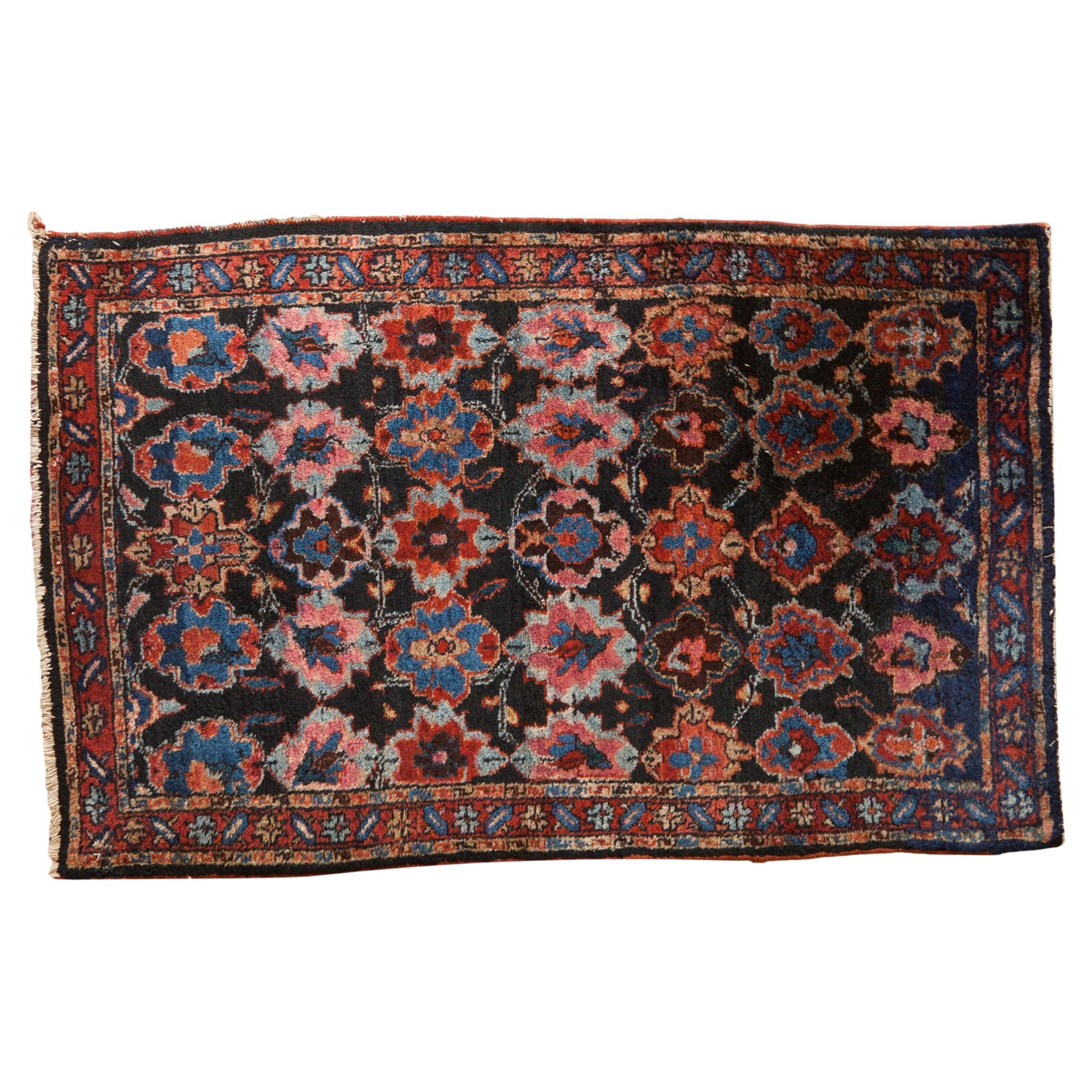 Vintage Bibikabad Rug For Sale at 1stDibs