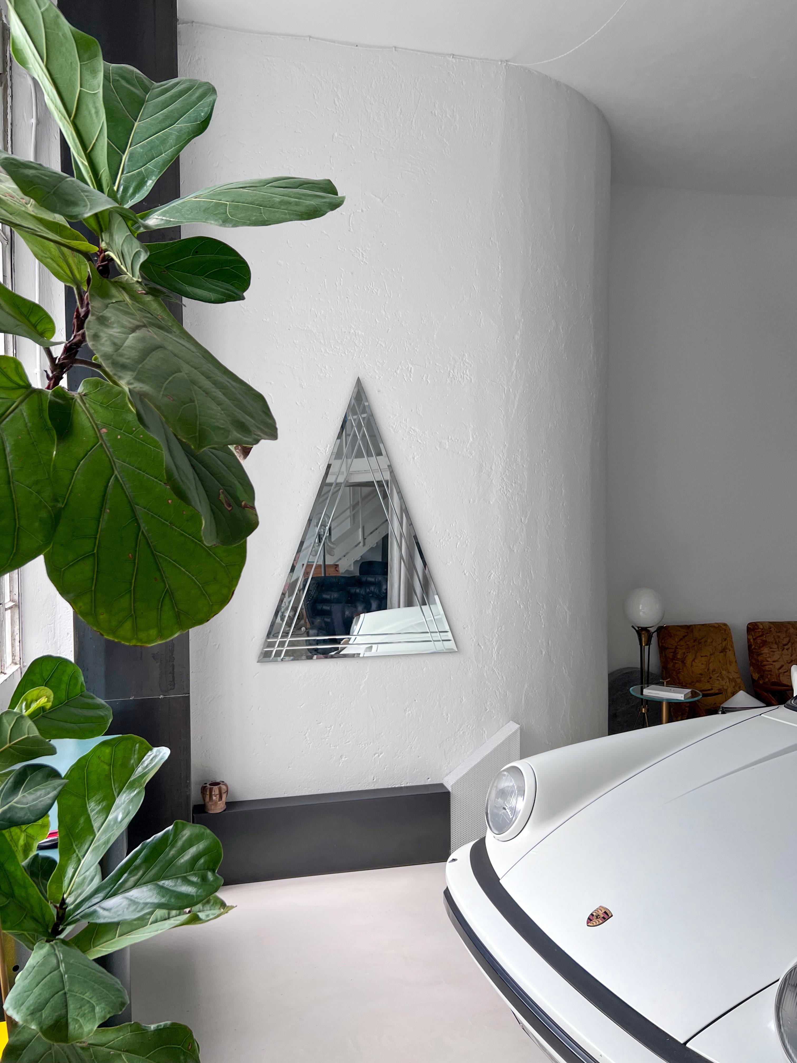 Vintage Big Triangular Wall Mounted Mirror with Beveled Decoration For ...